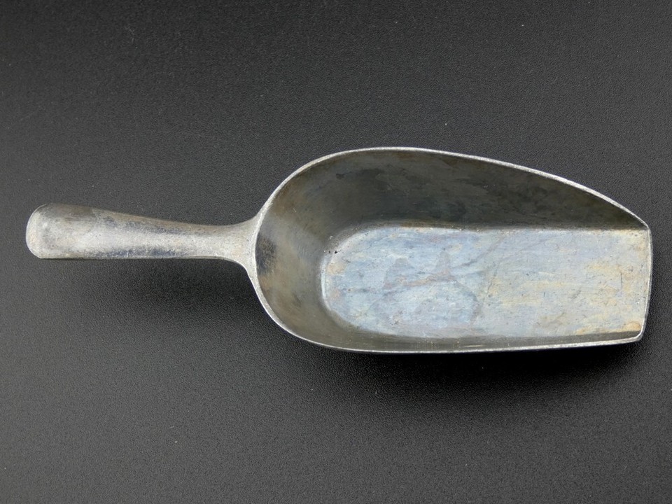 Vintage Small Metal Scoop Shovel 5" Made in Italy | eBay