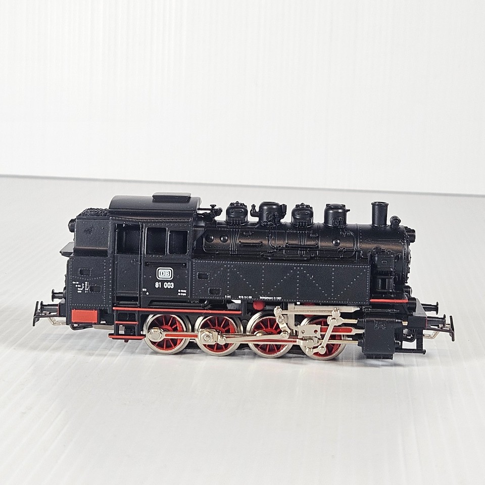 Marklin 30321 BR 81 Steam Tank Loco HO Gauge Black Red Hobby Series ...