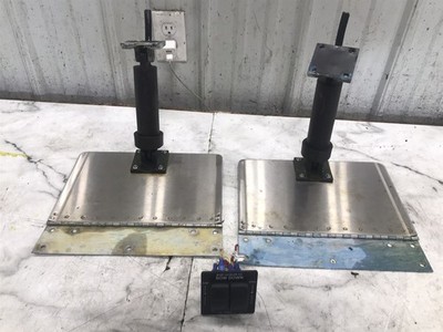 94 Baja Cruisers 200 Fisherman boat leveler trim tabs cylinders ...
