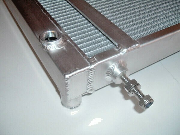 CUSTOM BUILT ALUMINIUM CAR RADIATOR CUSTOM DESIGNED CAR RADIATORS 18 ...