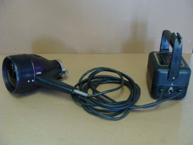 Spectronics Spectroline Model B-100 Longwave UV Black Light Lamp ...