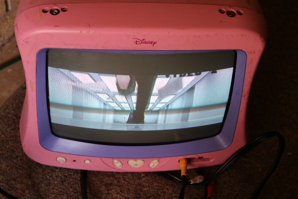 Disney Princess Pink 13" CRT Color TV Retro Gaming. Without Speakers ...