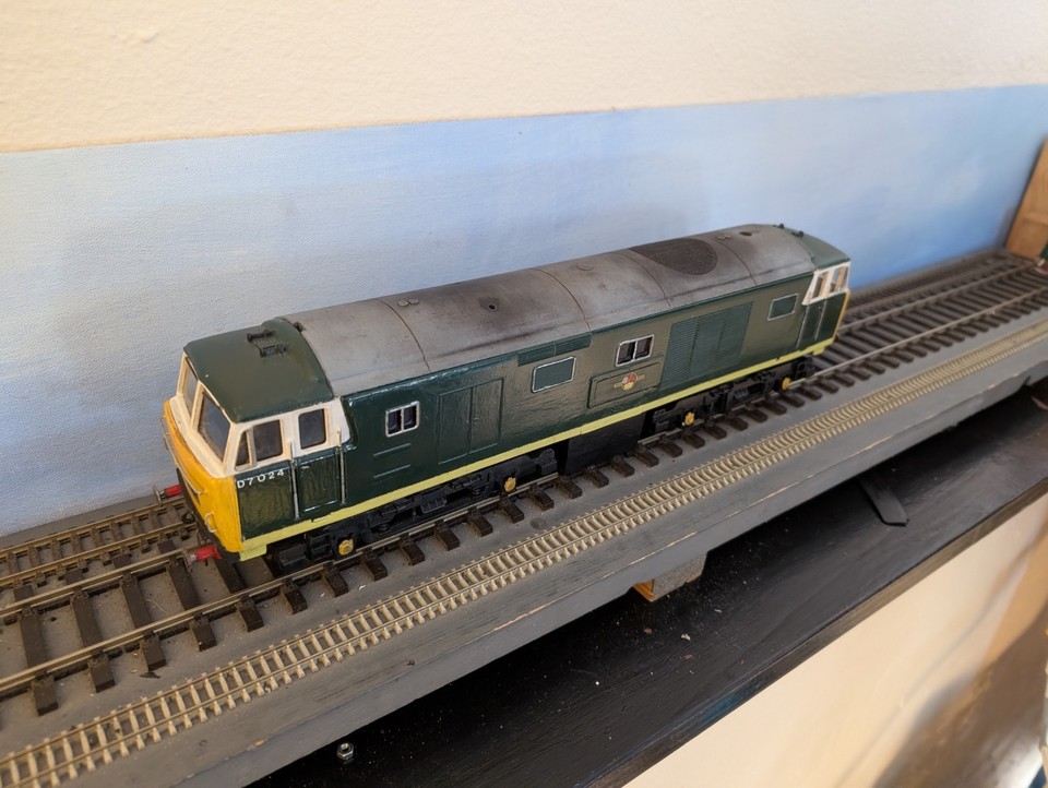 O Gauge Hymek Class 35 BR Green Triang Heavily Modified 2 Rail ...