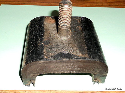 NOS MoPar 1963-1973 Dodge Truck V8 FRONT MOTOR MOUNT 2232067 2232068 ...