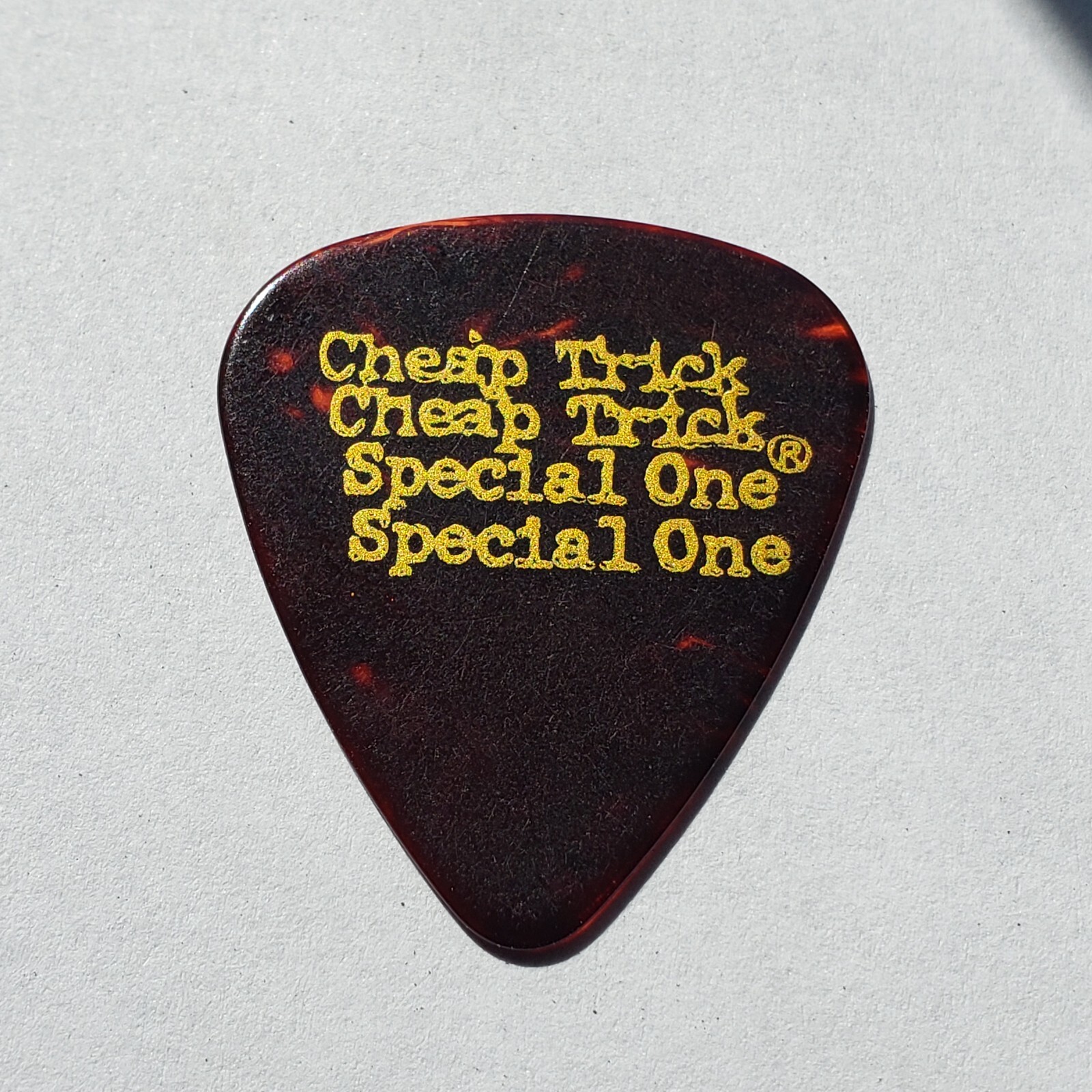 Cheap Trick Robin Zander Brown Guitar Pick - 2003 Special One Tour | eBay
