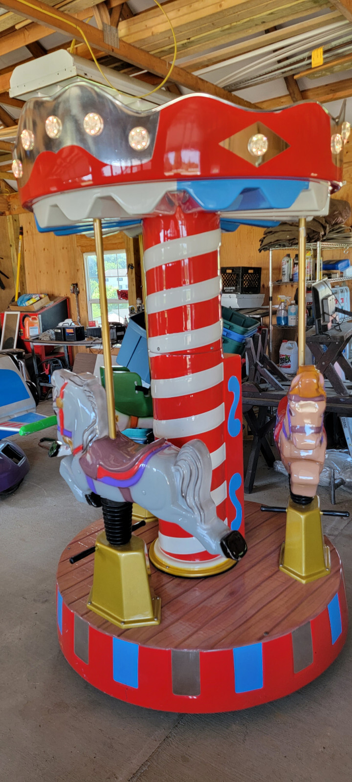 Nice 3 Horse Carousel Coin Operated Kiddie Ride | eBay