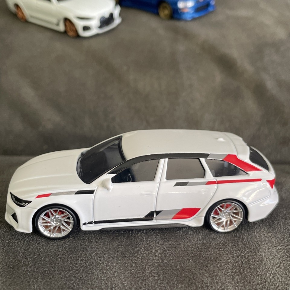 Majorette STREET CARS 2025 WHITE AUDI RS6 AVANT WAGON CUSTOM SILVER ...
