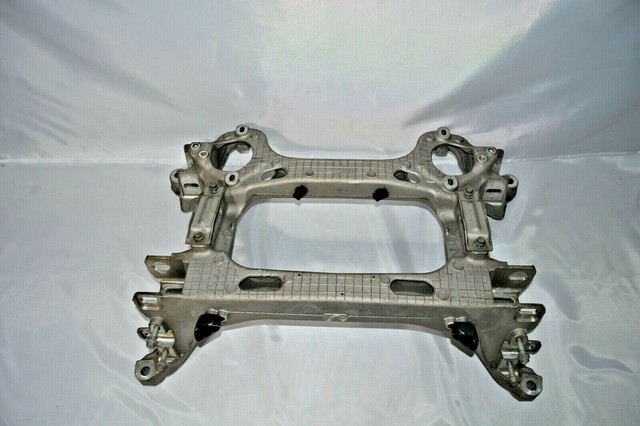 17 Chevrolet Corvette C7 Stingray Rear Cradle Cross Member Subframe ...