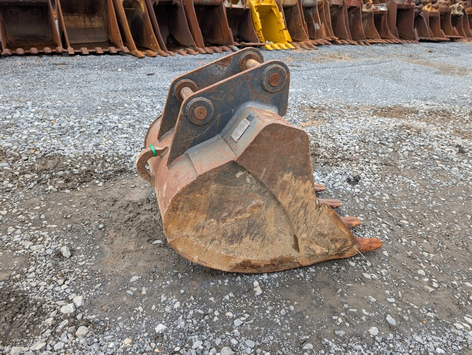 36" Esco Excavator Bucket; 60 mm Pins; Fits: Komatsu PC100/PC120/PC138 ...