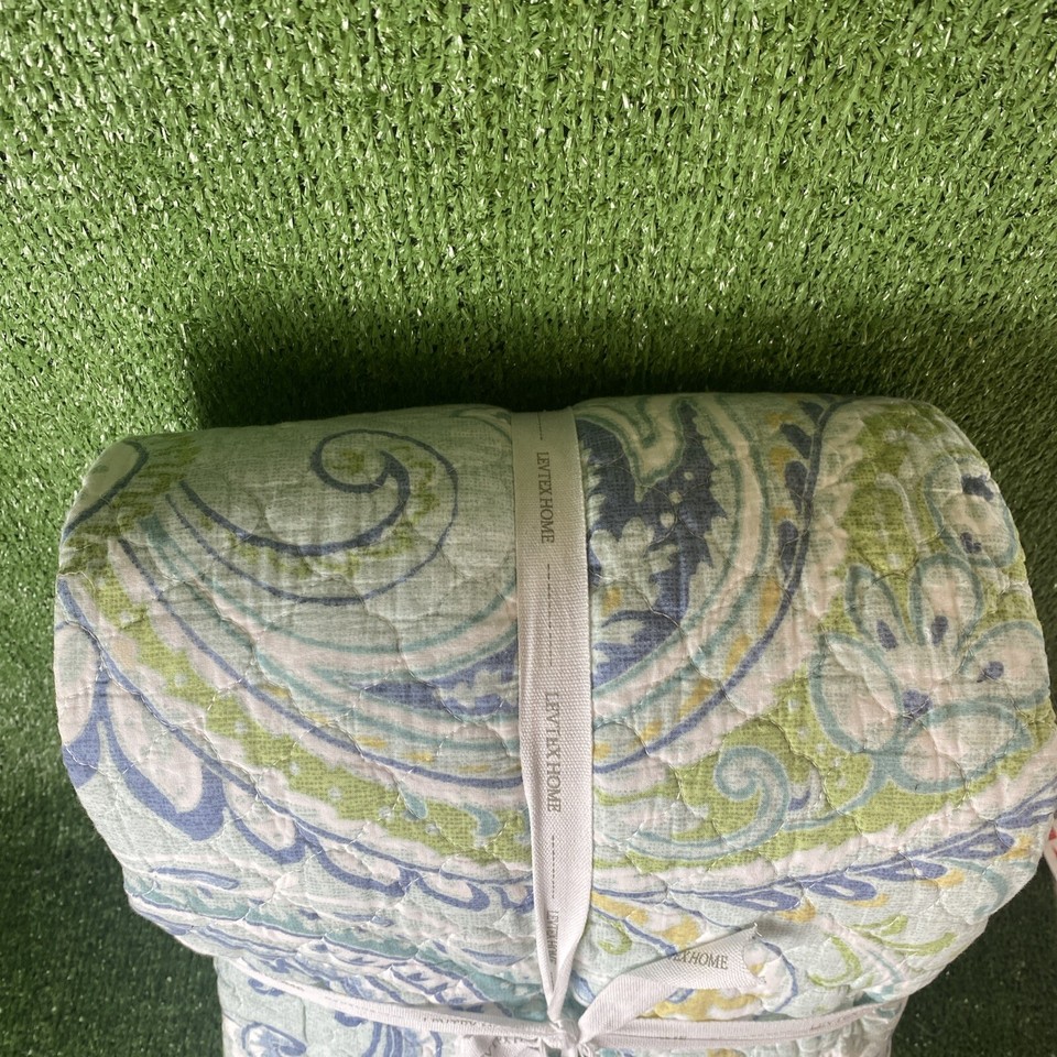 Levtex Home Timeless Collections King Size Cortona Paisley Quilt Set | eBay