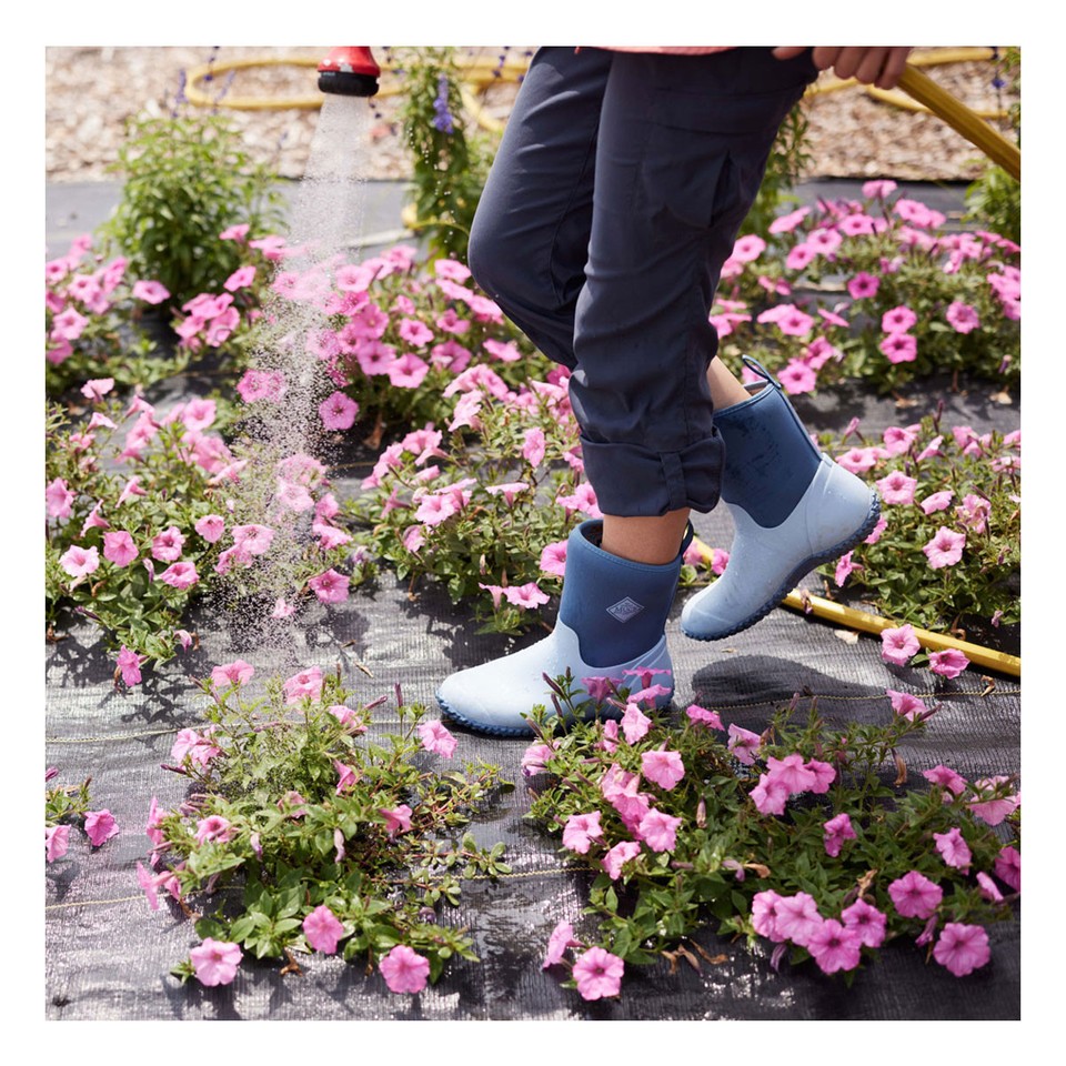 MUCK BOOT COMPANY Women's Muckster II Waterproof Rubber Mid Boot ...