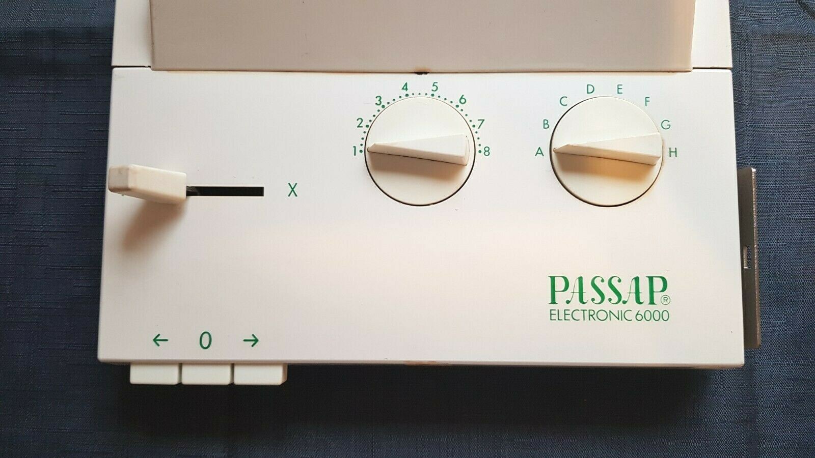 RARE PASSAP ELECTRONIC KNITTING MACHINE E6000 REPLACEMENT BACK LOCK ...