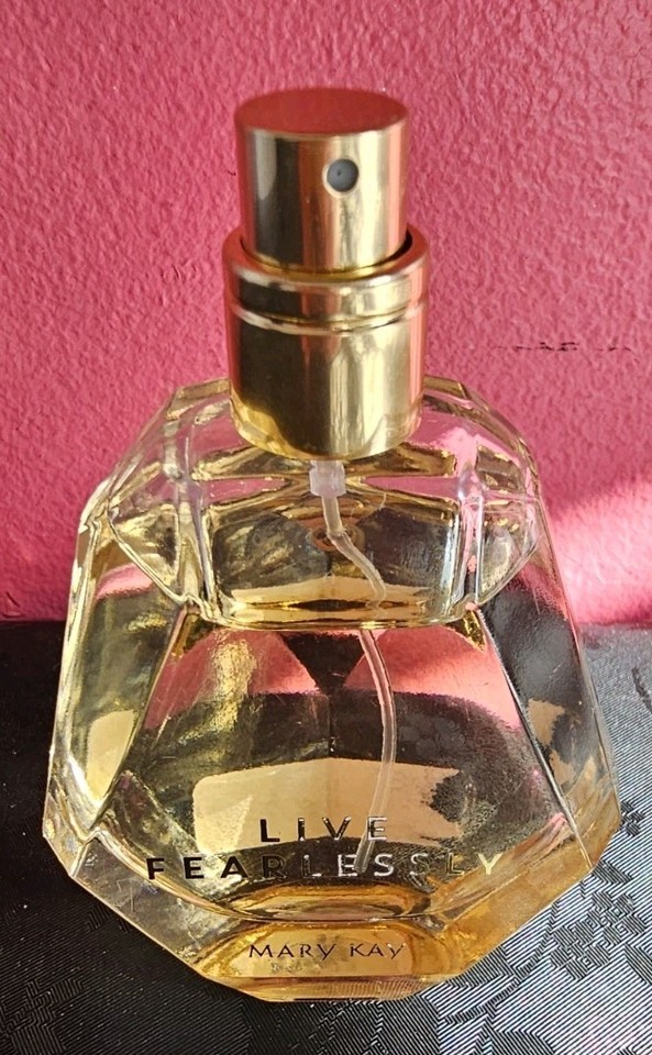 Mary Kay Live Fearlessly Eau De Parfum -Full Size- DISPLAY/READ*** | eBay