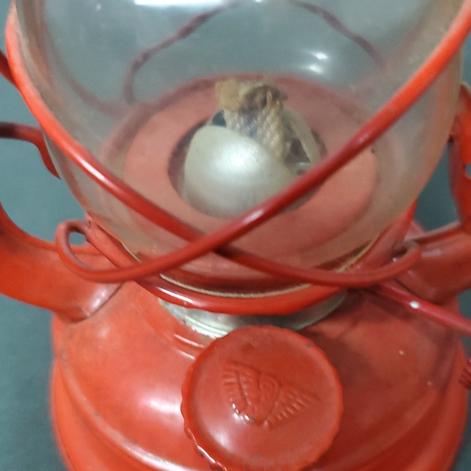 Red Winged Wheel No. 350 Lantern 7½" Made in Japan Clear Globe Vintage ...