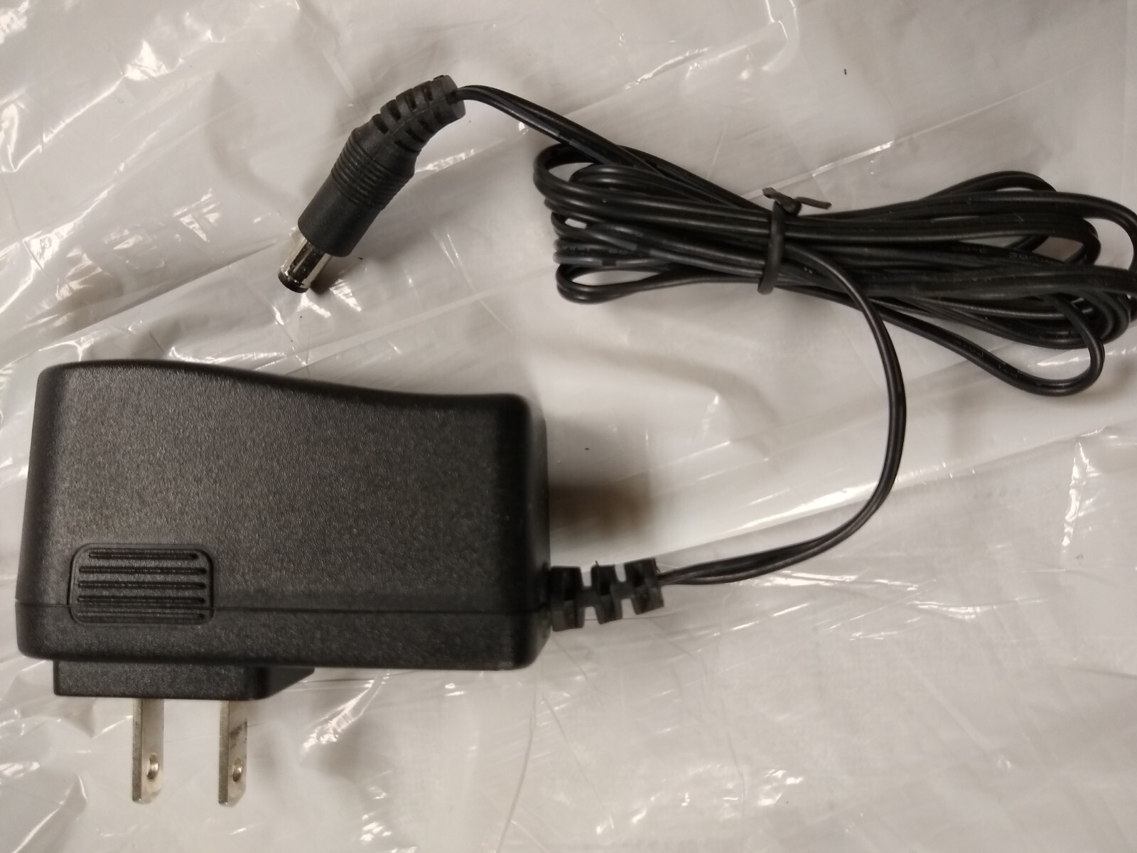 LEI Leader Electronics, Inc I.T.E Power Supply 12V Adapter Model MU12 ...