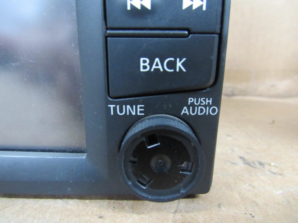 2015 2016 2017 2018 Nissan Versa CD Player AM FM Radio Receiver OEM ...