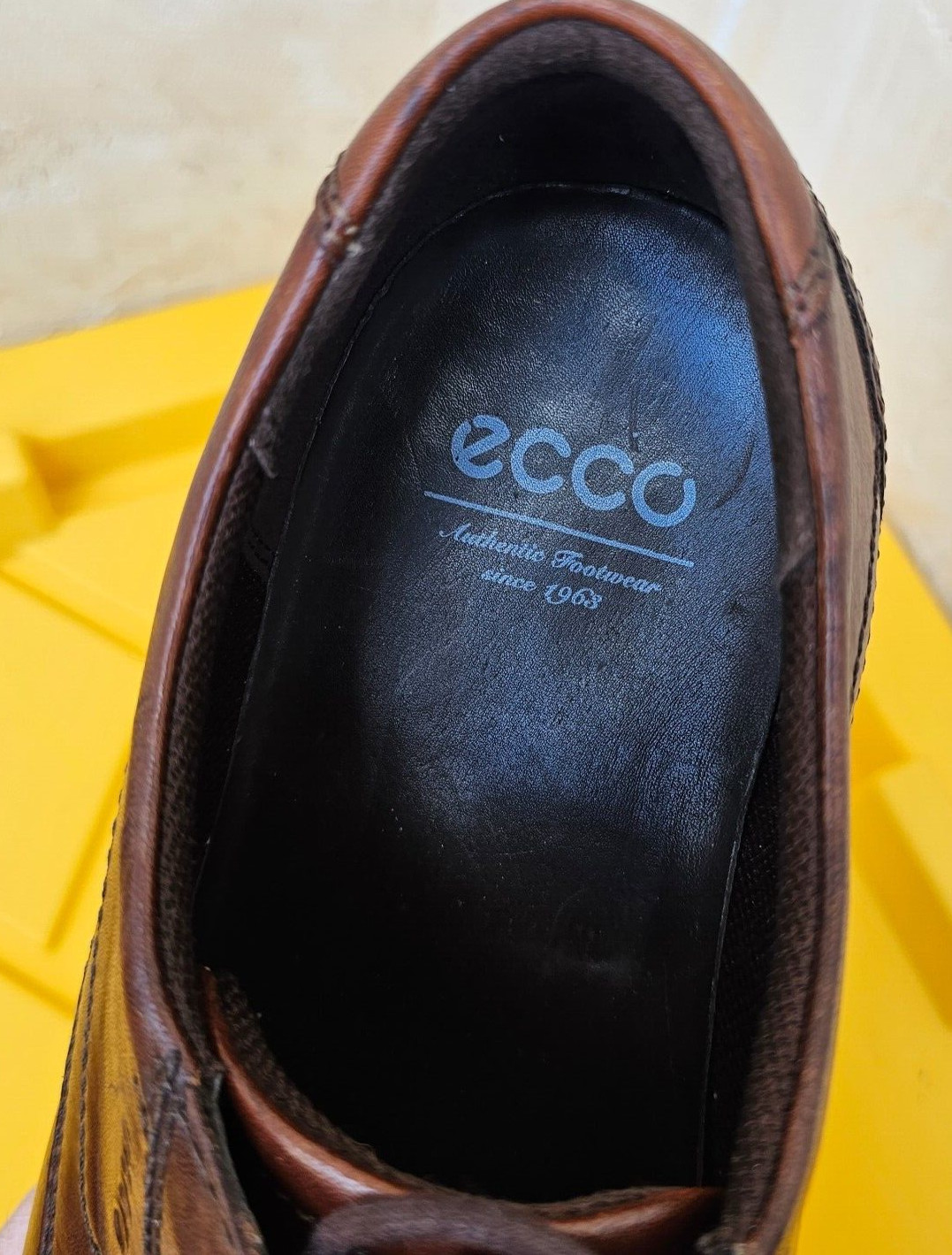 ECCO Men's Helsinki Bicycle Toe Shape Shoes Size EU 4… - Gem