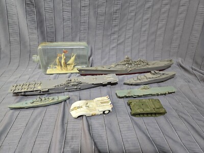 Lot Vintage Plastic Model Boat For Parts And Pieces Race Car Tank Ship ...