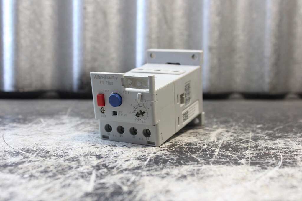 Allen Bradley E1 Plus Overload Relay # 193-NXLB-EEEP Serie C | eBay
