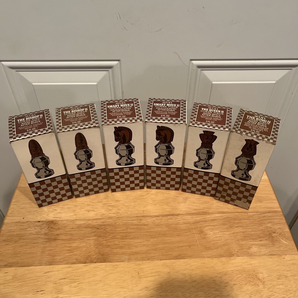 Complete Set of 32 Vintage AVON Chess Set Game Pieces Cologne Bottles ...