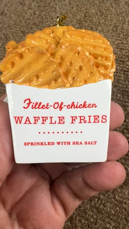 Cracker Barrel Kurt Adler Fillet-Of-Chicken Waffle Fries Ornament Resin ...