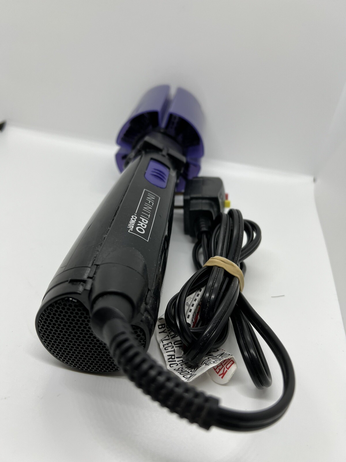 Infiniti Pro by Conair Spin Air Rotating Styler Hot Air Brush 2-inch ...