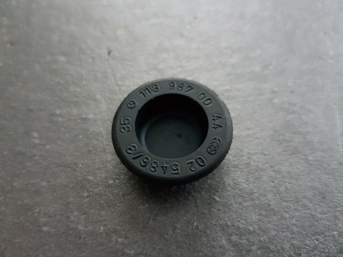Mercedes-Benz Rubber grommet A1139870044 | eBay