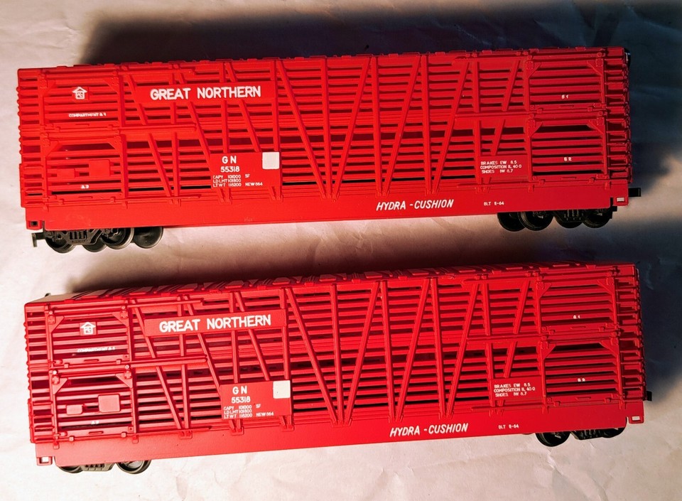 HO - 2 AHM Double Deck 60' Cattle Cars - Great Northern | eBay
