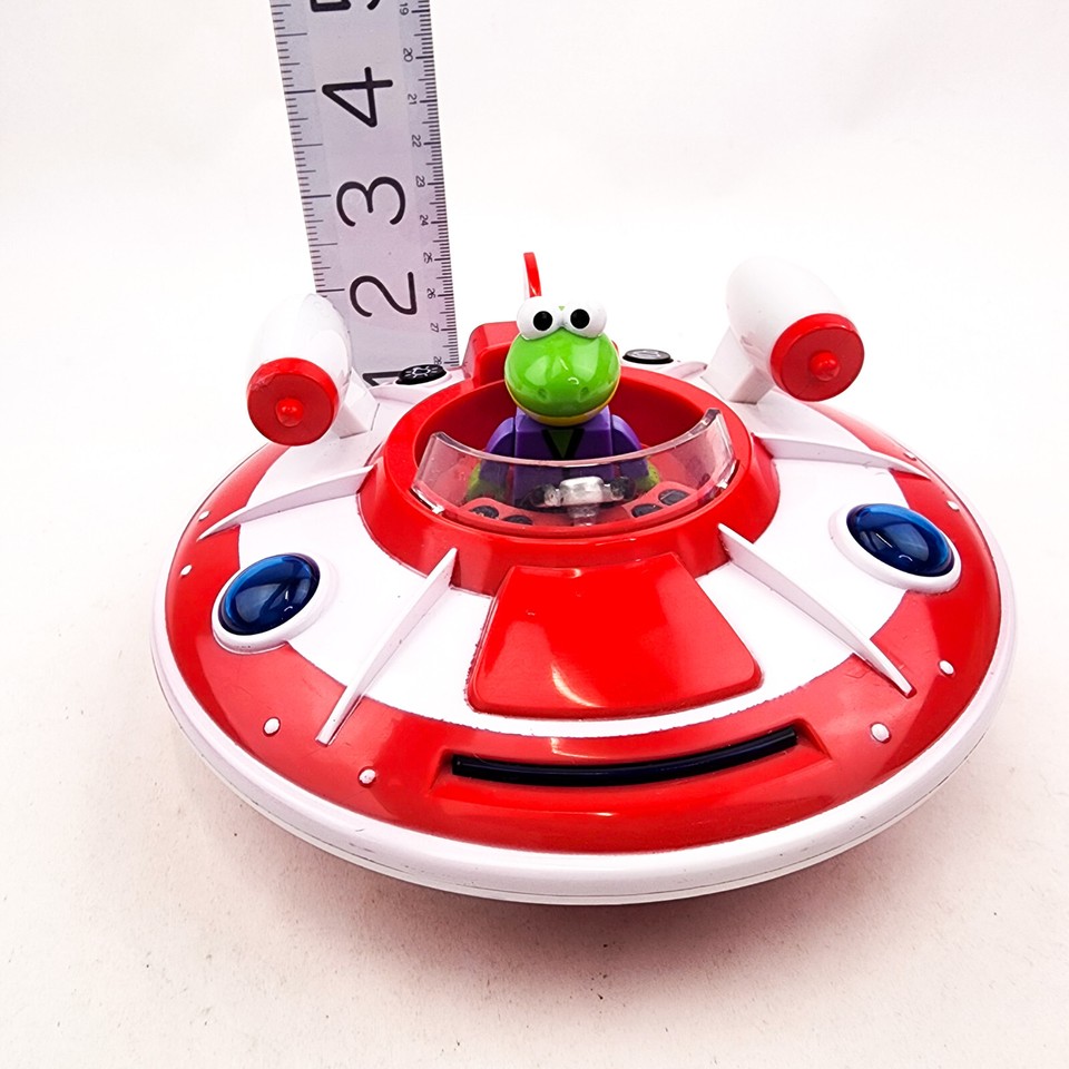 Ryans World Space Ship UFO Flying Saucer & Gus Figure Works Lights ...