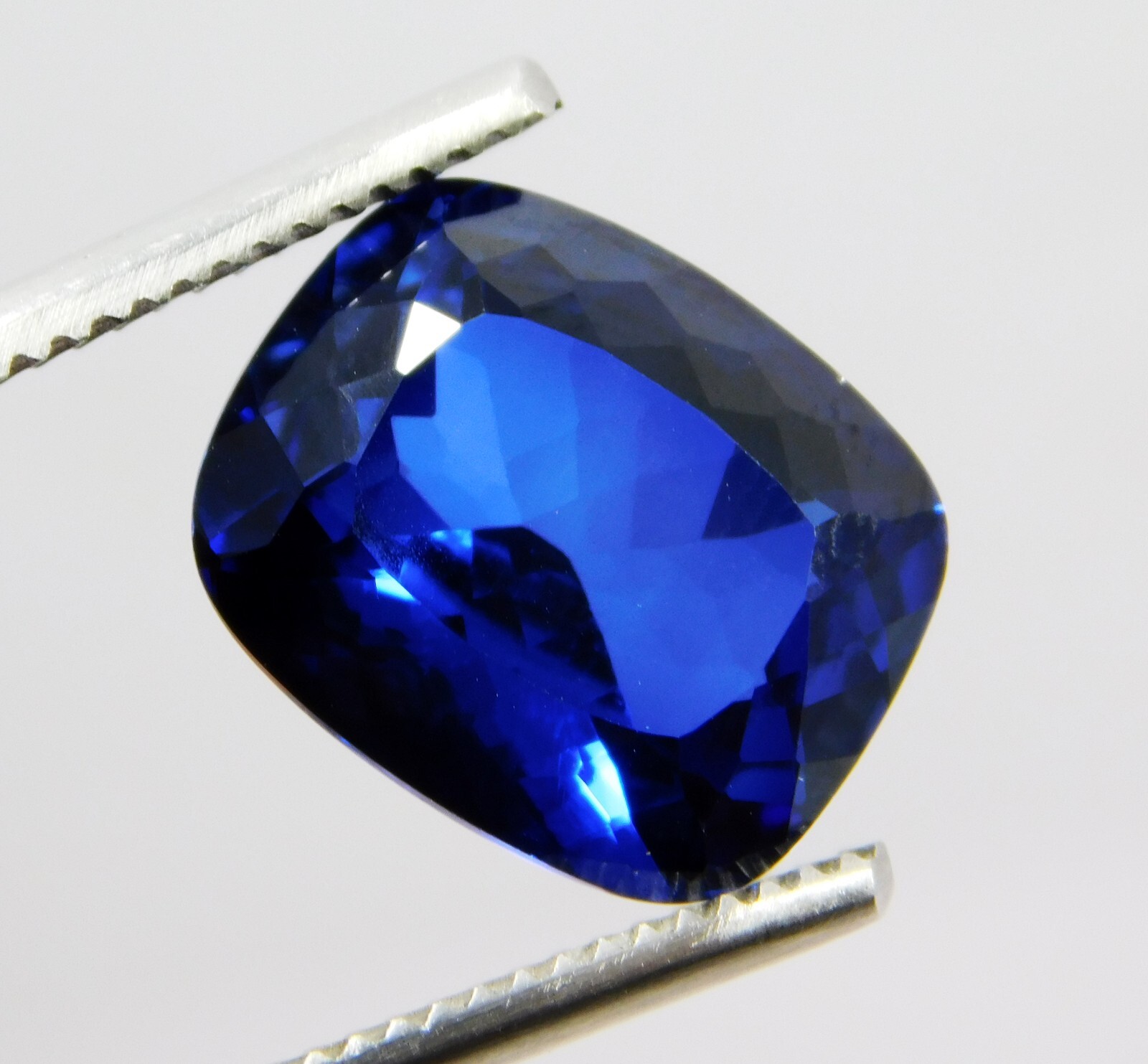 Natural 9.15 Ct Blue Rare Benitoite Cushion Cut Loose Gemstone ...
