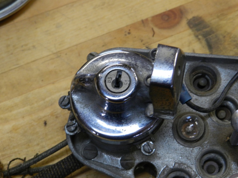 Harley Davidson Shovelhead/Evo Original OEM Speedometer, Base, Ignition ...