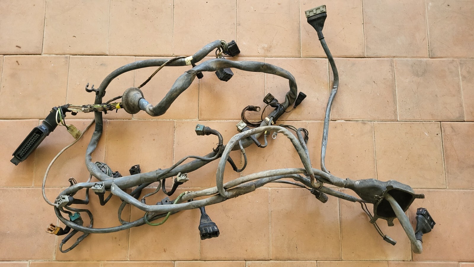 BmW E28 Engine Wiring Harness M30B28 | eBay