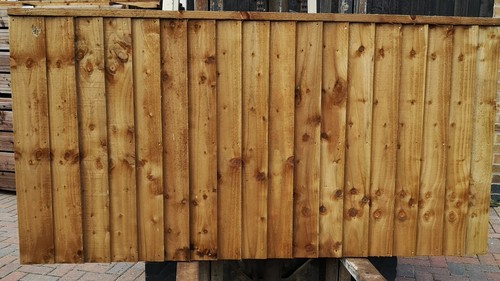 Timber vertical lat featheredge fence panels 6ftx3ft, 6ftx4ft, 6ftx5ft ...