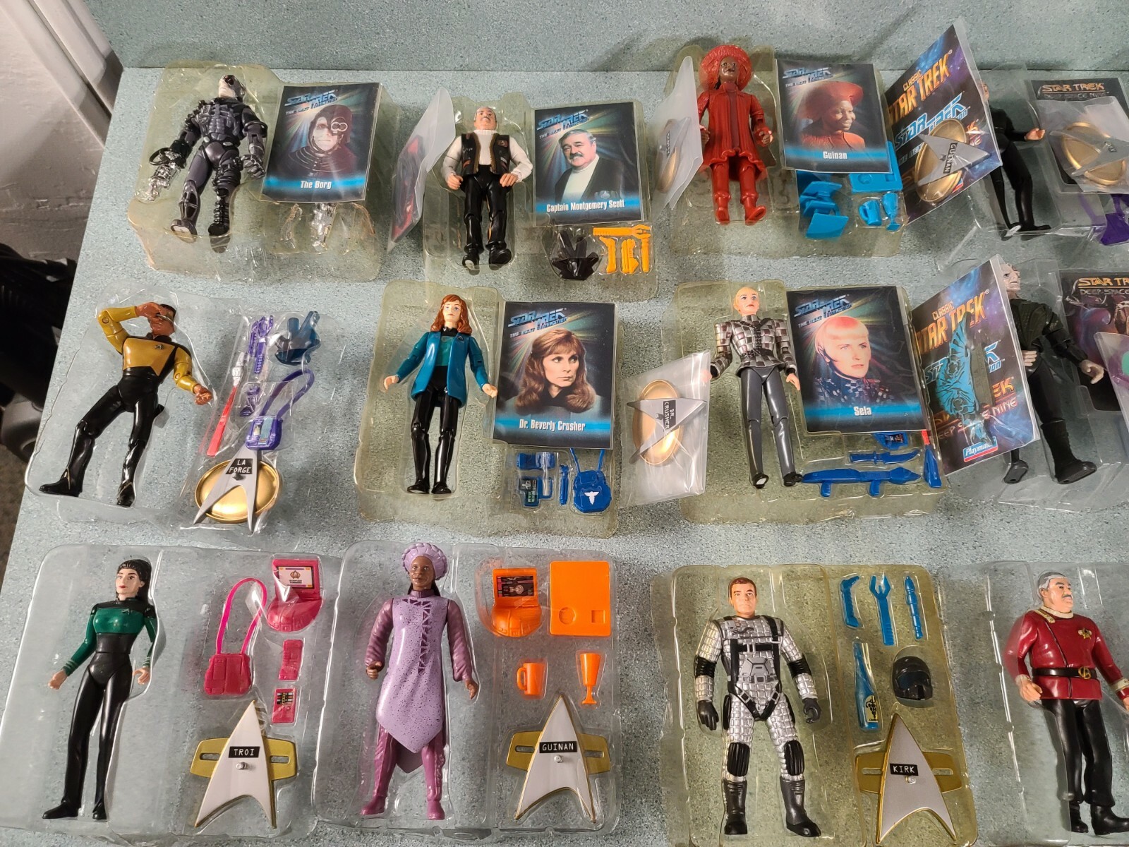 Star Trek Generations...etc 4.5 & 6'' FIGURE LOT of 24 Assorted ...