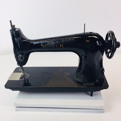Sewing Machines - Singer Model 15 Sewing Machine