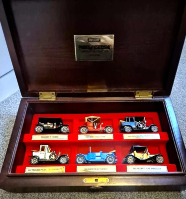 Match box Model Vintage Cars Unique Display Case Old Toy Retro Classic ...