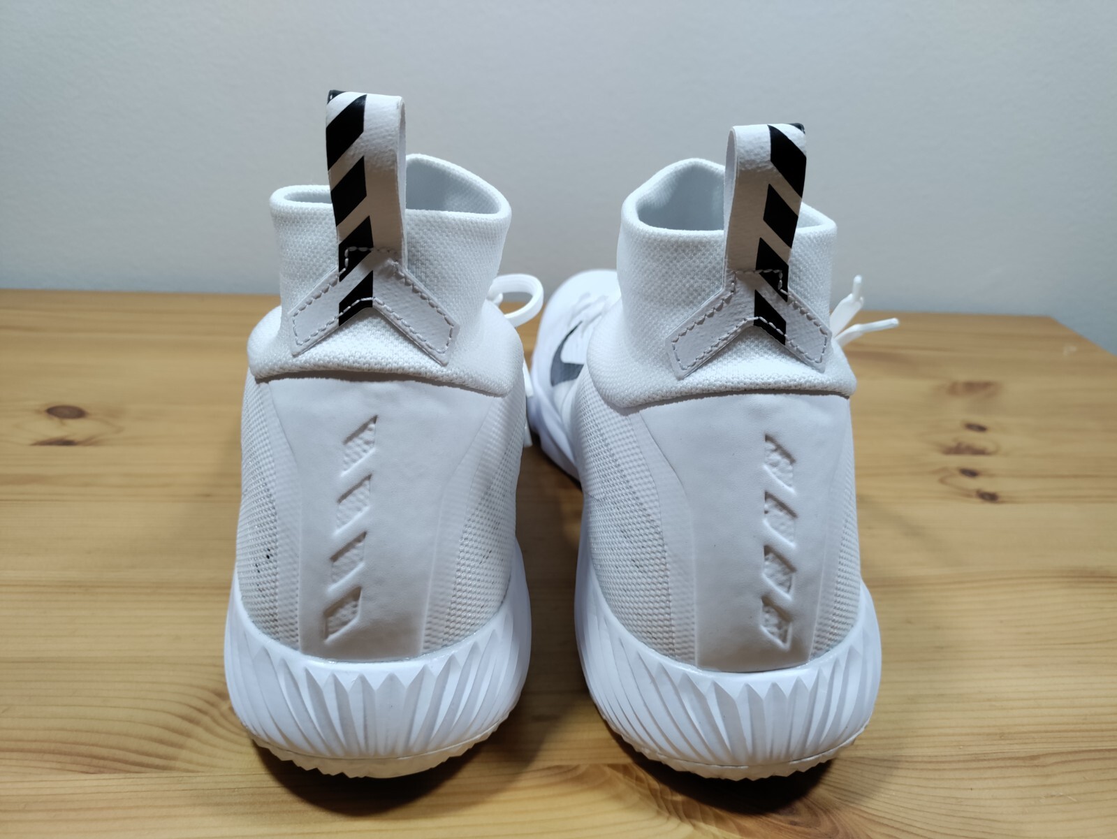 Size 10.5 - Nike Vapor Untouchable Speed Turf 2 White for sale online ...