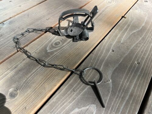 Vintage Diamond #31 Coil Spiral Spring Trap Trapping Newhouse Sargent ...