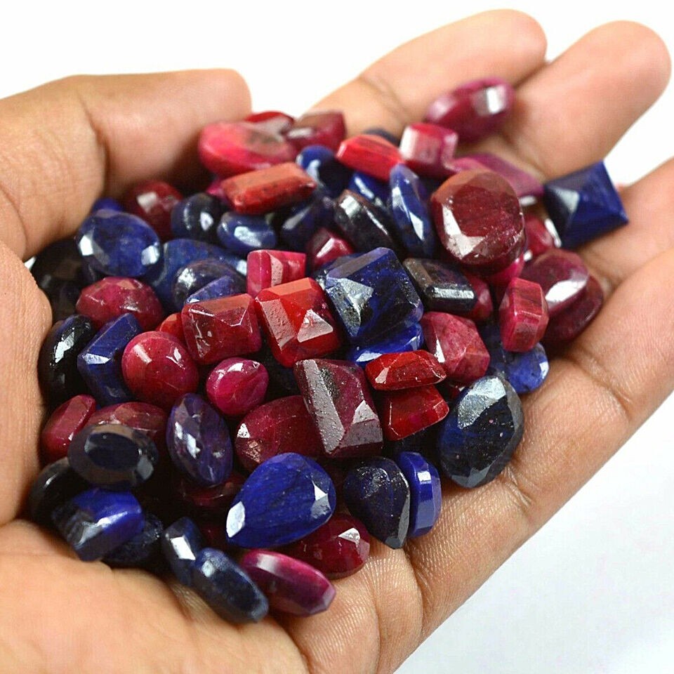100 Ct Natural Emeral, Ruby & Sapphire Faceted Mix Cut Loose Gemstones ...