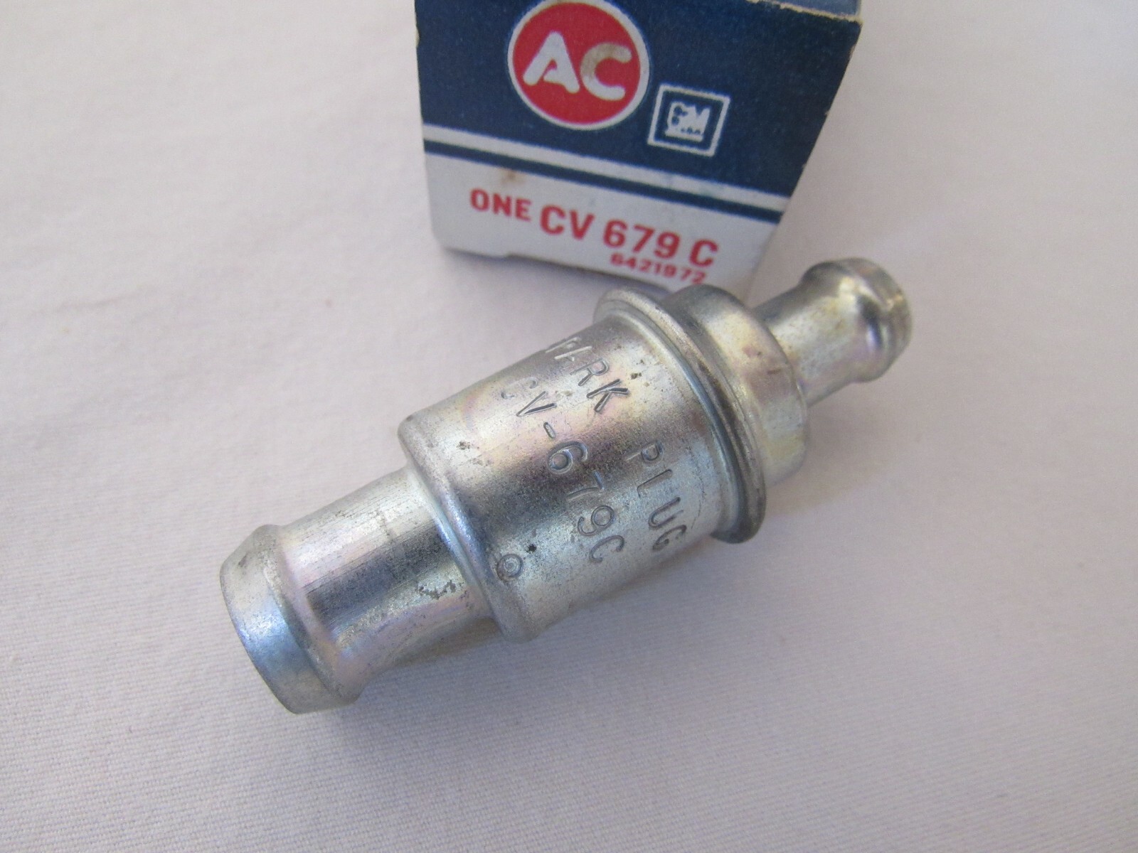 NOS 1957-79 Pontiac P/8 T/8 F/8 GTO TA Crankcase PCV Valve CV 679C GM ...