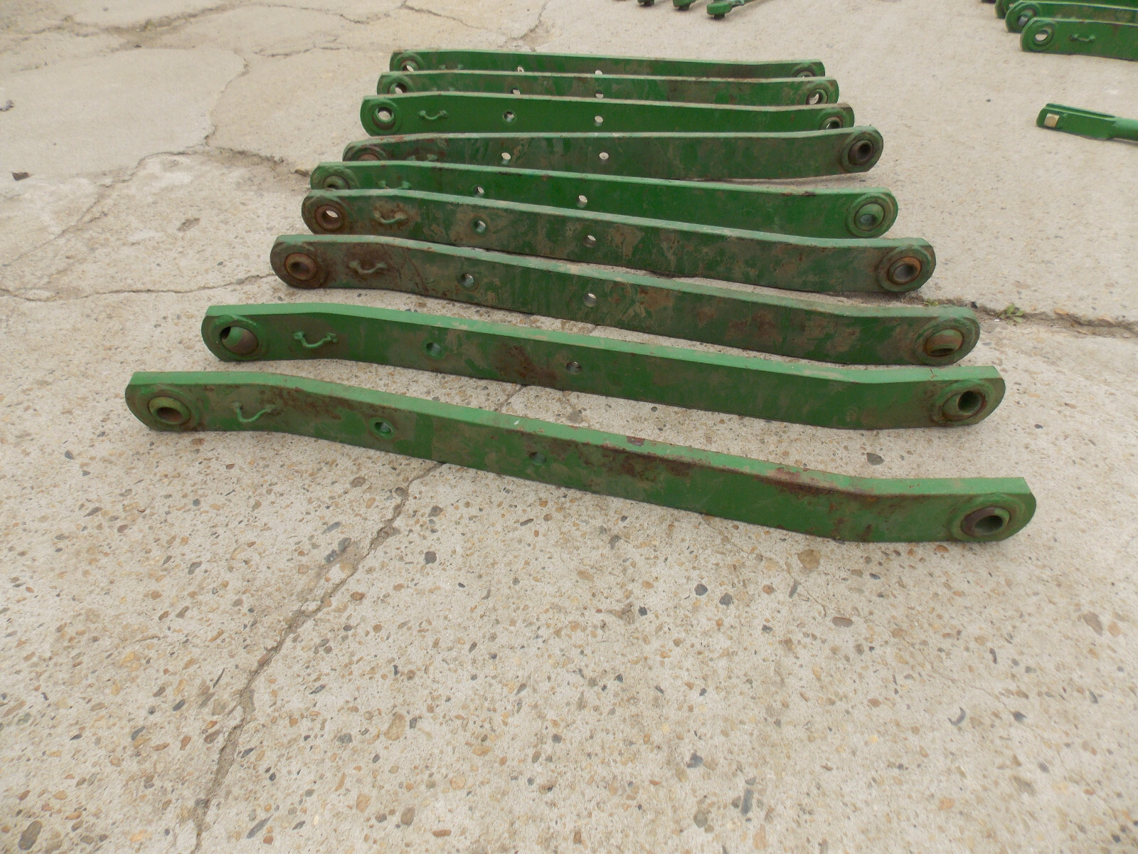 one, oem JOHN DEERE brand TRACTOR 3 point LOWER LIFT ARM 29 1/2 c to c ...