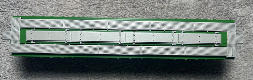 Burlington Northern Trinity 4750 Covered Hopper Walthers Mainline 910 ...