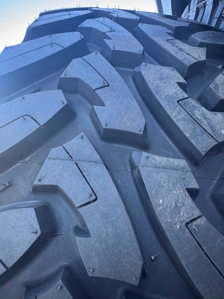 Toyo Open Country MT 37X12.50R17 Tire | eBay