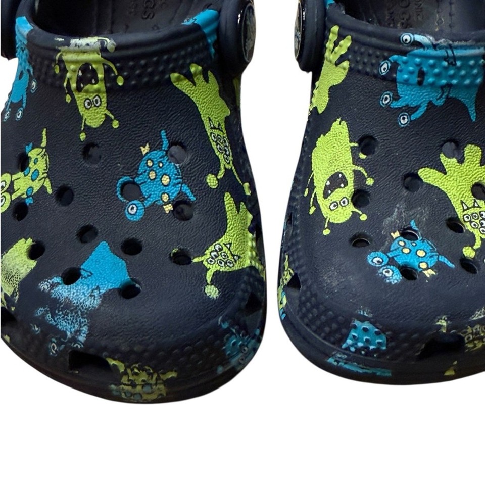 CROCS Infant Size 6Navy and Green Monster Shoes | eBay