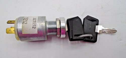 IGNITION SWITCH Unicarriers Forklift 2 Keys AL005411 Lot of 3 New **46 ...