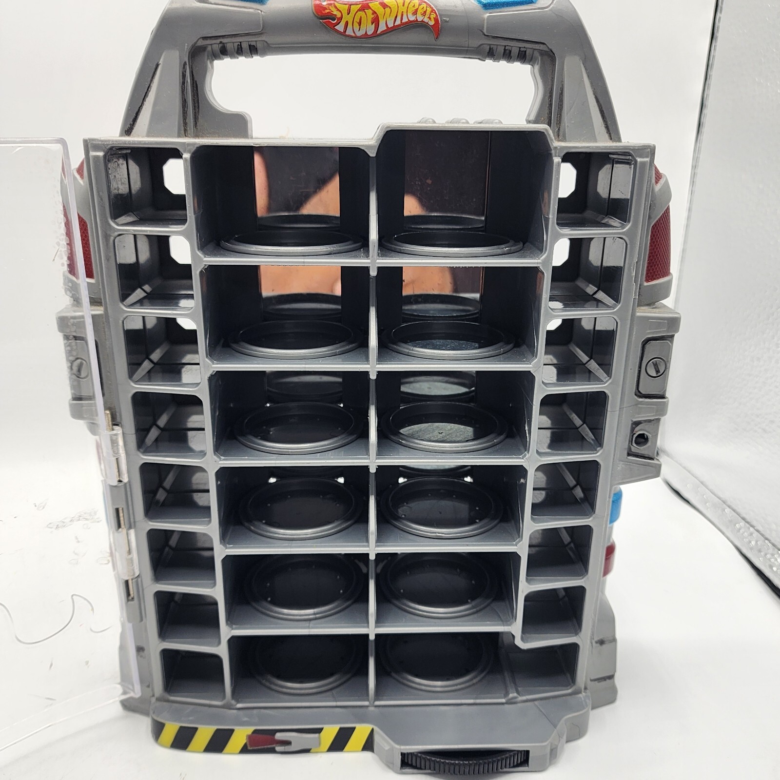 2003 Hot Wheels Atomix Micro Mini Car Display Case with 28 Micro cars ...