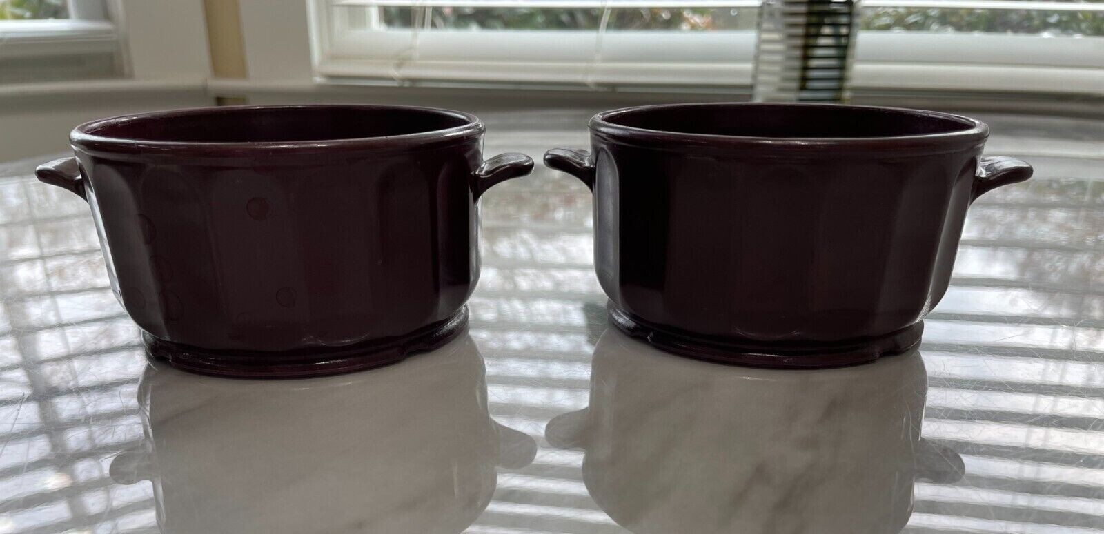 set of two aladdin temp rite diminsions burgandy soup bowls/cups with ...