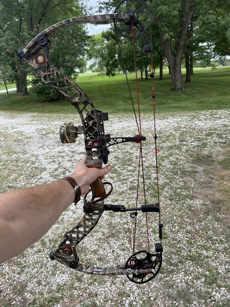 Mathews Z7 Compound Bow