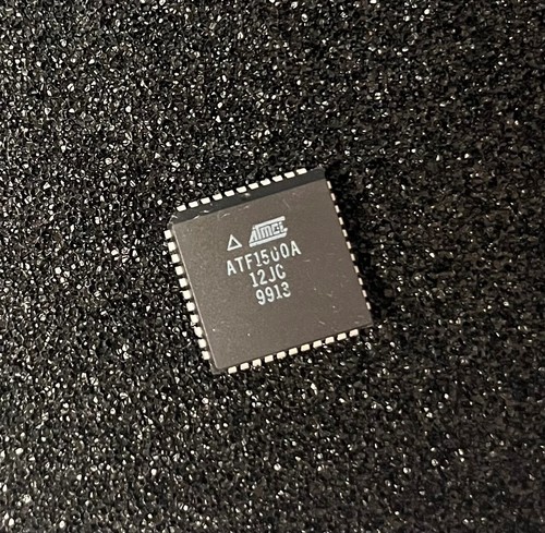 ATMEL ATF1500A-12JC Flash PLD, 12ns, 32-Cell, CMOS, PQCC44 ERASABLE ...