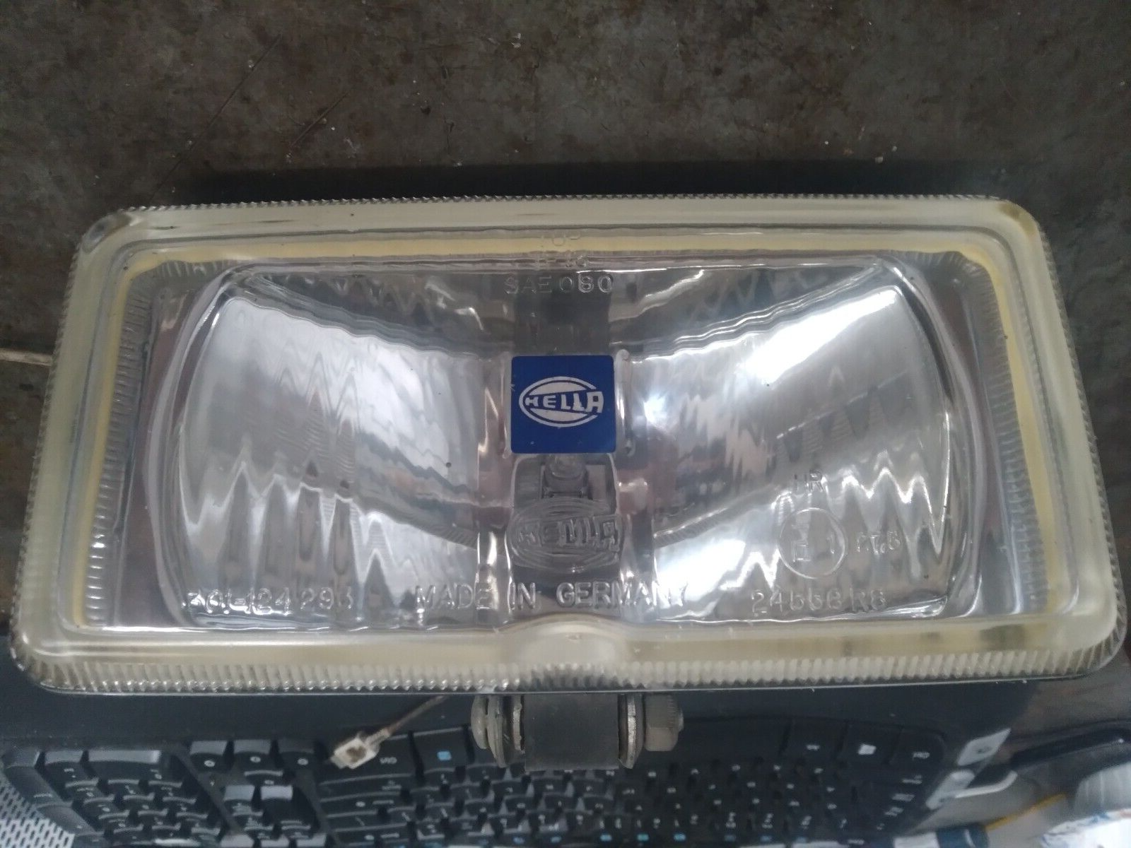 301-124293 Hella Fog Light BMW / Saab / Volvo | eBay